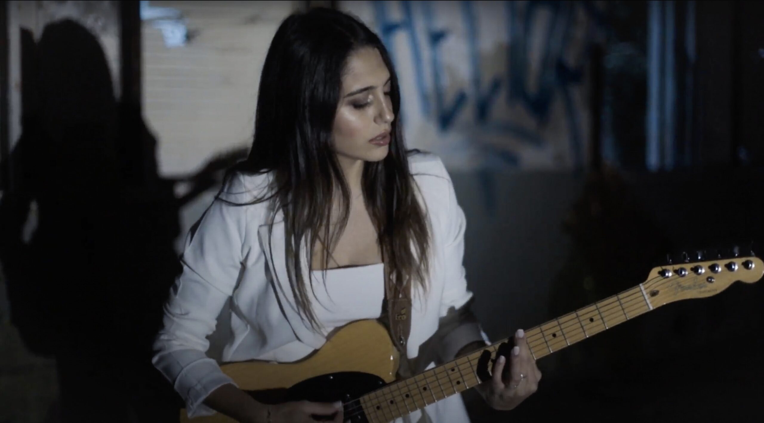 Fiamma lanza "Sus Bocas Sangrarán", su nuevo tema contra el bullying ...