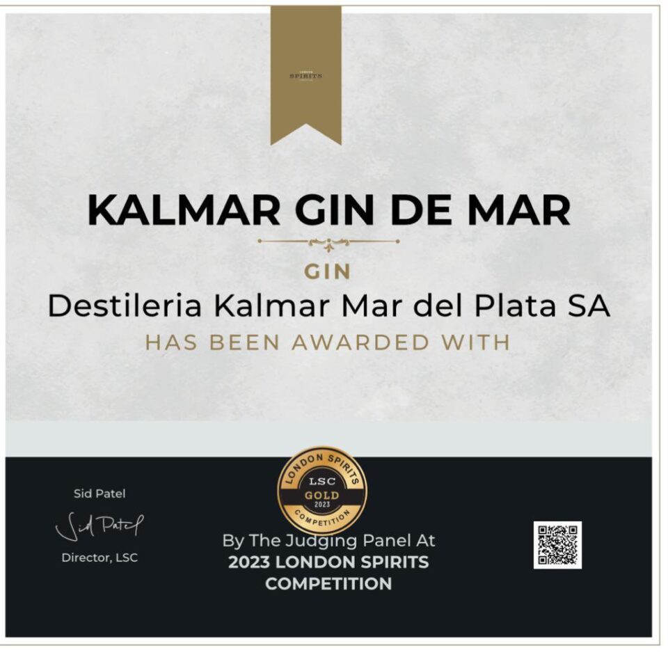 Kalmar Gin ganó una medalla de oro en competencia internacional - Bacap Noticias