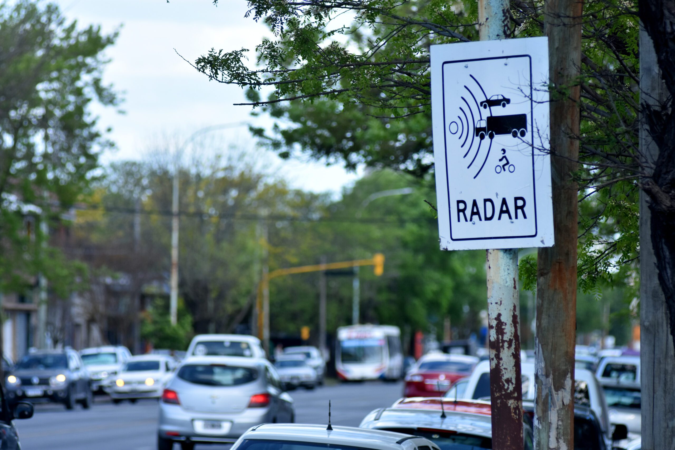 Instalan 11 nuevos radares de velocidad en Mar del Plata - Bacap Noticias