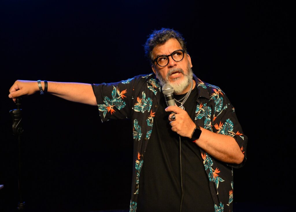 Pablo Vasco estrena su show de stand up “Marplanauta” - Bacap Noticias