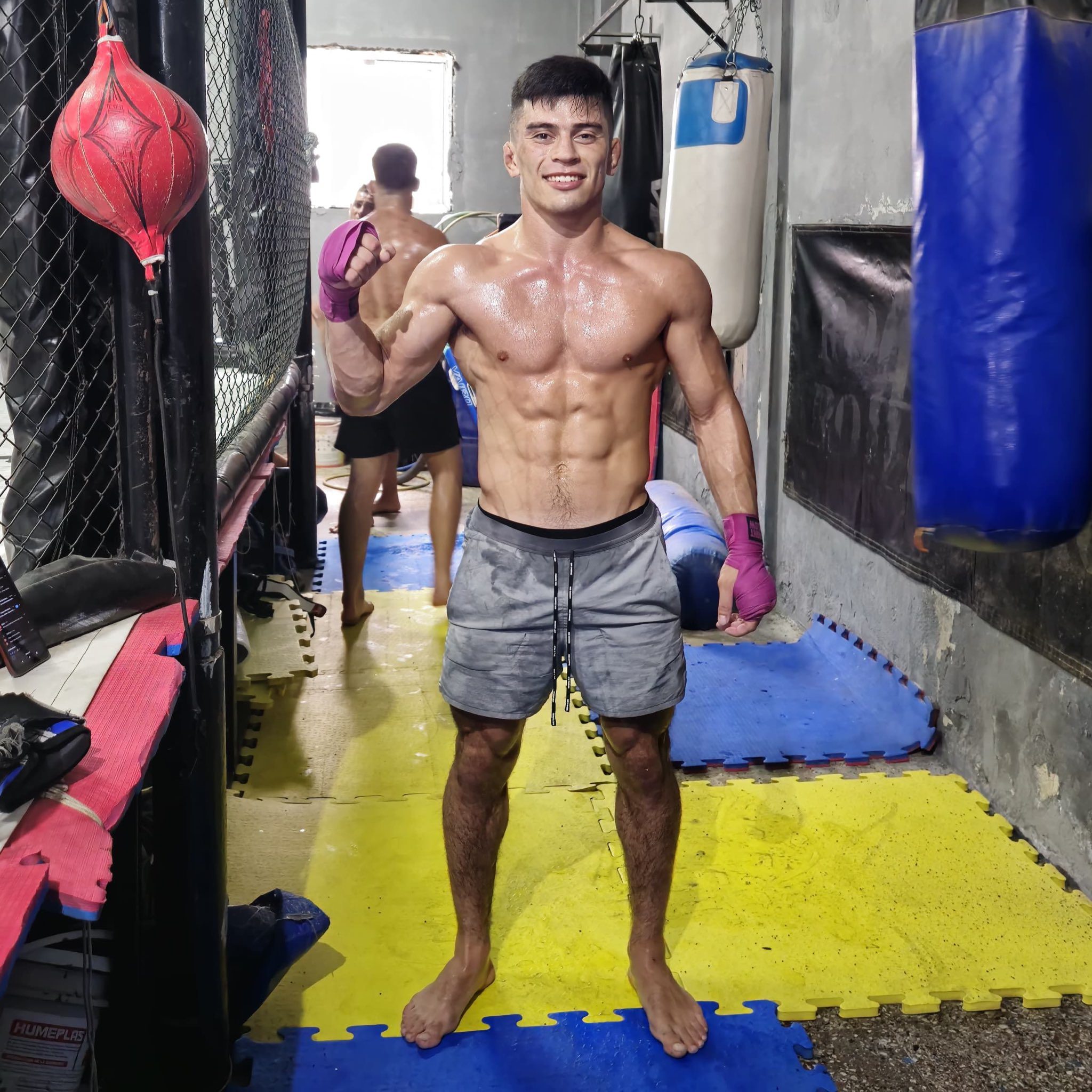 Kevin Vallejos, el nuevo rostro argentino de la UFC: su nocaut en Las ...